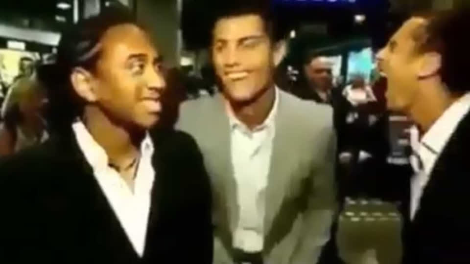 កិច្ចសម្ភាសន៍ដ៏សែនសប្បាយរបស់ Rio Ferdinand, Ronaldo និង Anderson ...