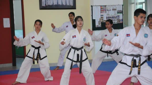 សហព័ន្ធកីឡាតេក្វាន់ដូ ITF កម្ពុជា ត្រៀមបញ្ជូនក្រុមកីឡាតេក្វាន់ដូ ITF ...