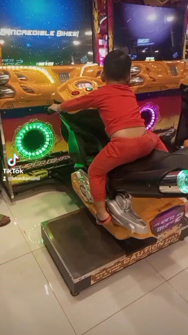 ជិះម៉ូតូធំ - TNAOT