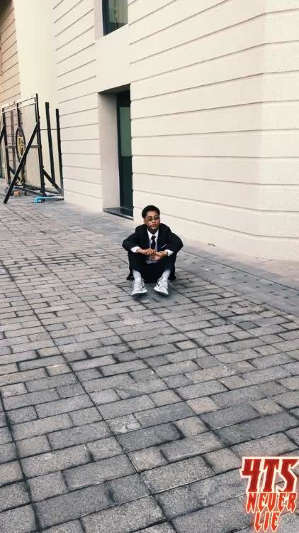 ជីវិតវាគ្រាន់ជារឿងព្រេង -4T5 - TNAOT