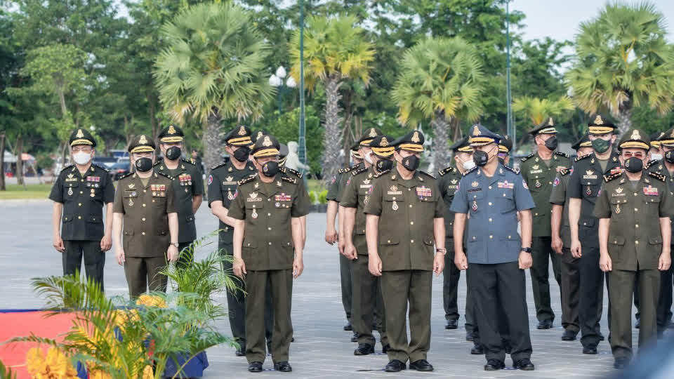 ចិនគាំទ្រកម្ពុជាក្នុងការអភិវឌ្ឍវិស័យការពារជាតិឲ្យកាន់តែទំនើប - TNAOT