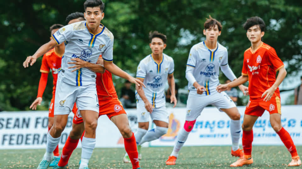 វិសាខា គ្រងដំណែងជើងឯក U-18 ក្រោយឈ្នះភ្នំពេញក្រោន ៣-១ នៅវគ្គផ្តាច់ព្រ័ត្រ - TNAOT