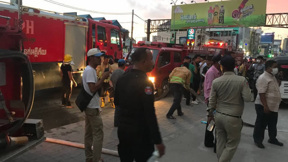 金边一KTV发生大火，损失惨重！ - TNAOT