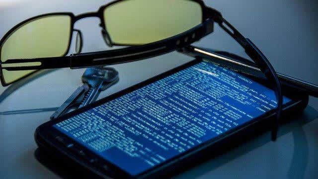 ចាប់ខ្លួនមនុស្ស៥នាក់ ជុំវិញការឆបោក ដោយប្រើកម្មវិធី Android Package Kit ...