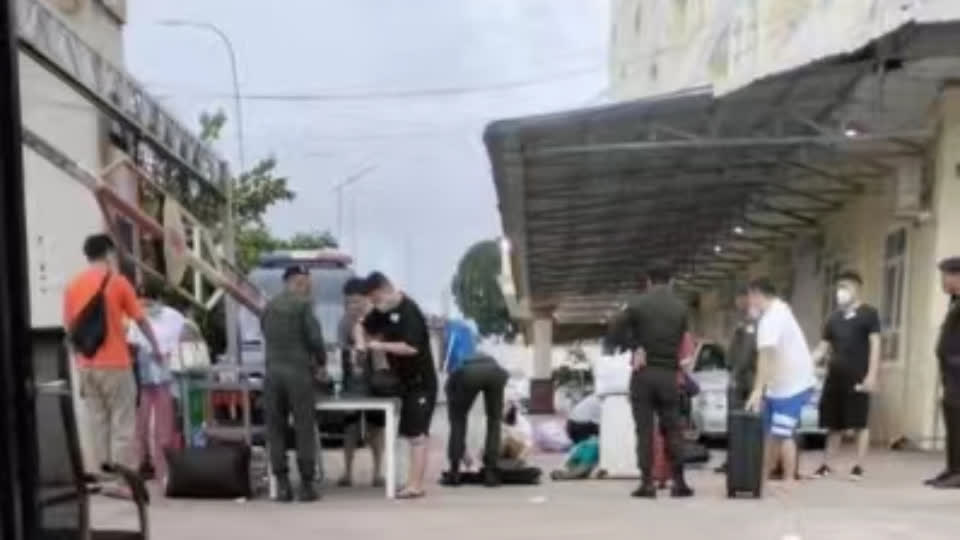 西港多个园区遭查获1000多人！网友：大量人员流窜到金边！ - TNAOT