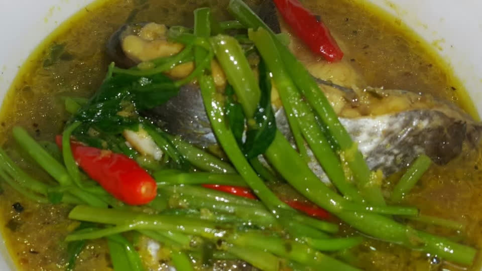 វិធីចម្អិន : សម្លម្ជូរគ្រឿងក្បាលត្រីសណ្ដាយ - TNAOT