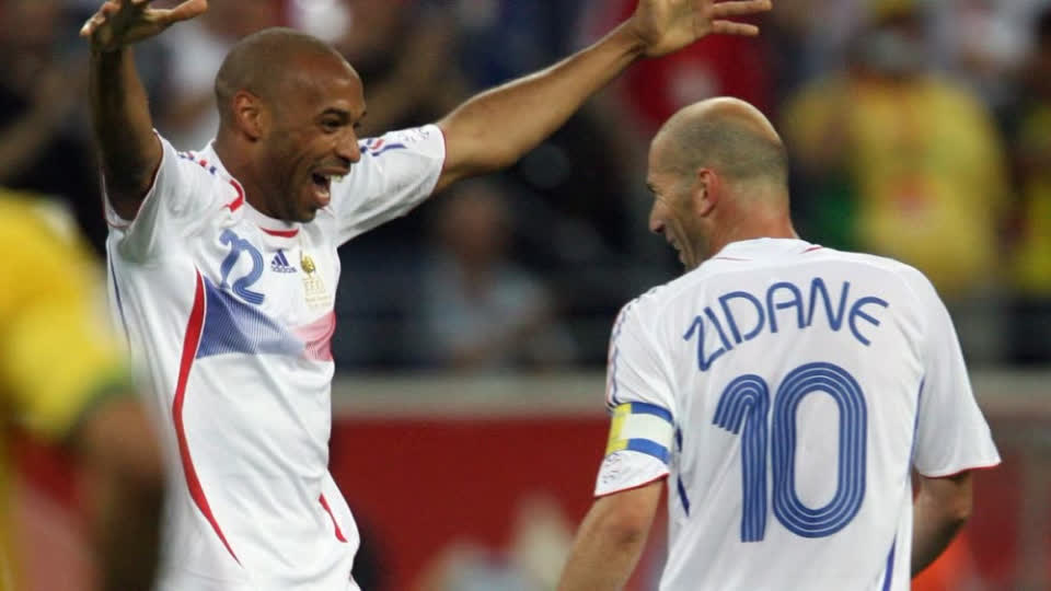 ច្បាស់ណាស់! លោក Thierry Henry ជឿថា Zinedine Zidane ...