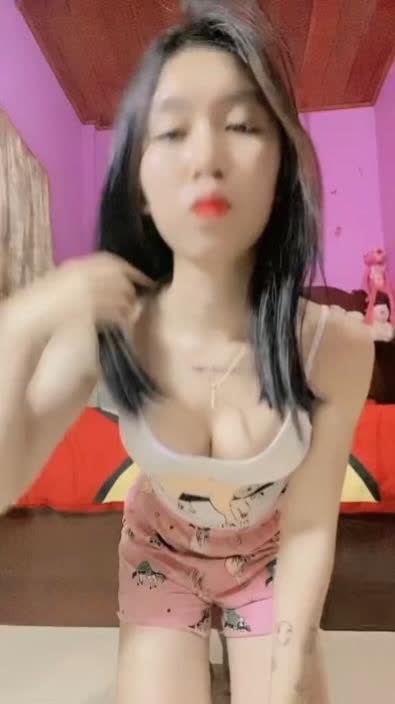 Cute បក់ - TNAOT