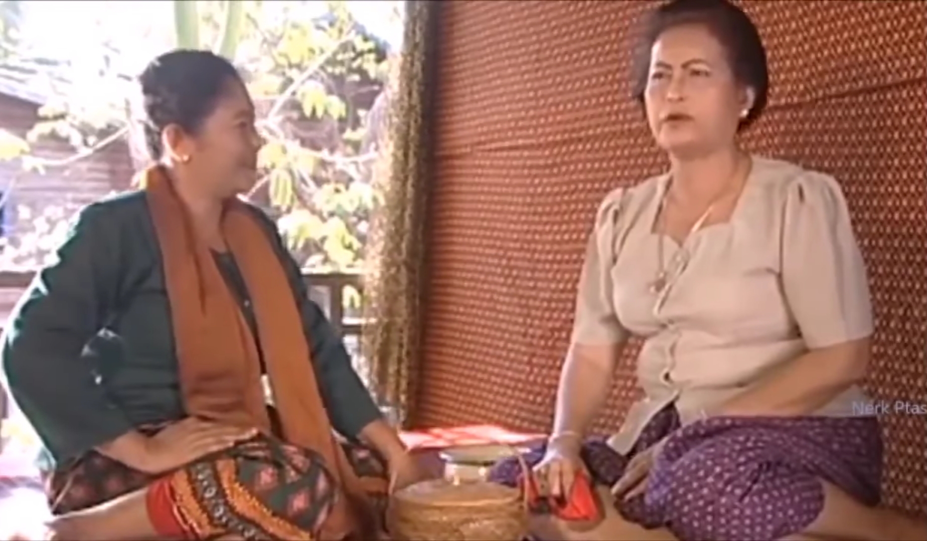 តើមុនពេលរៀបការខ្មែរទំនៀមទម្លាប់យ៉ាងដូចម្តេចខ្លះ? - TNAOT