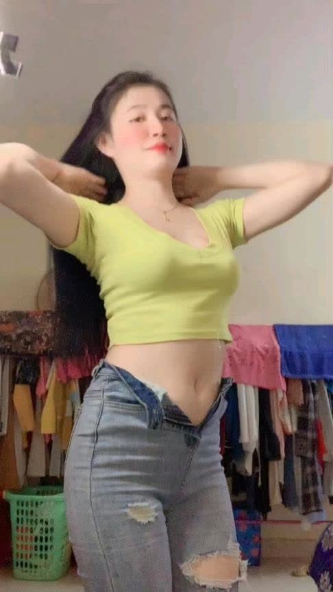 ស្រីស្អាតក្នុង TikTok 2022 V562 - TNAOT