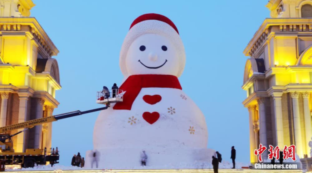 រូបចម្លាក់ធំរបស់មនុស្សព្រិល Harbin ត្រូវបានបញ្ចប់សាងសង់ហើយទេសភាពចម្លាក់ព្រិលកម្ពស់ ១៨ ...