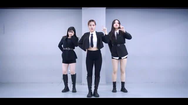 K-pop Dance Cover 😍🥰 - TNAOT