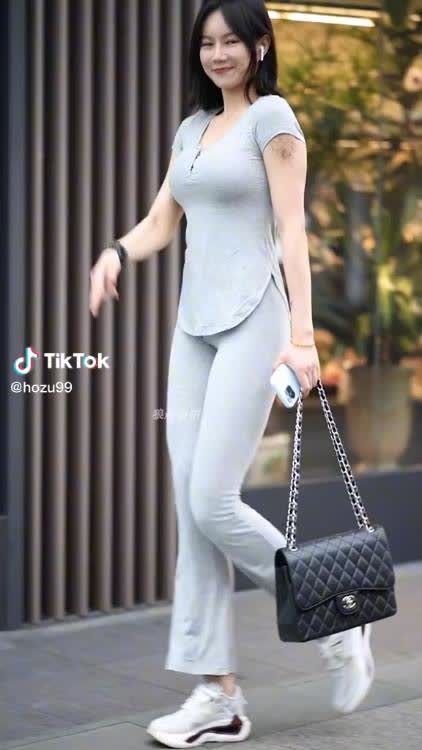 ស្រីស្អាត តិកតុ 💙 - TNAOT