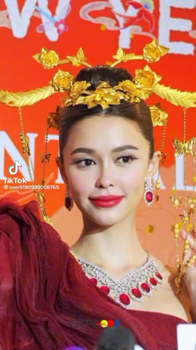 cute girl ☺️☺️☺️ - TNAOT