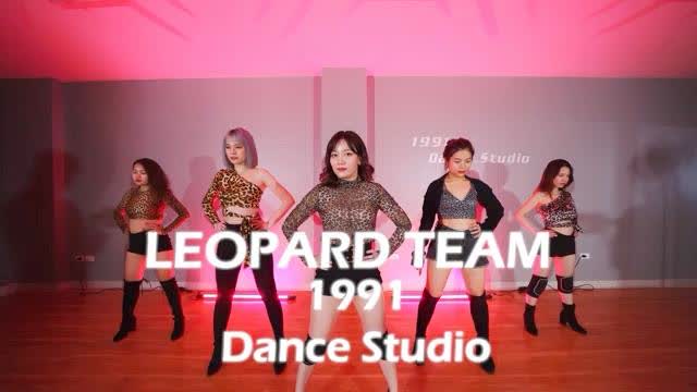 K-pop Dance Cover 🥰💛 - TNAOT