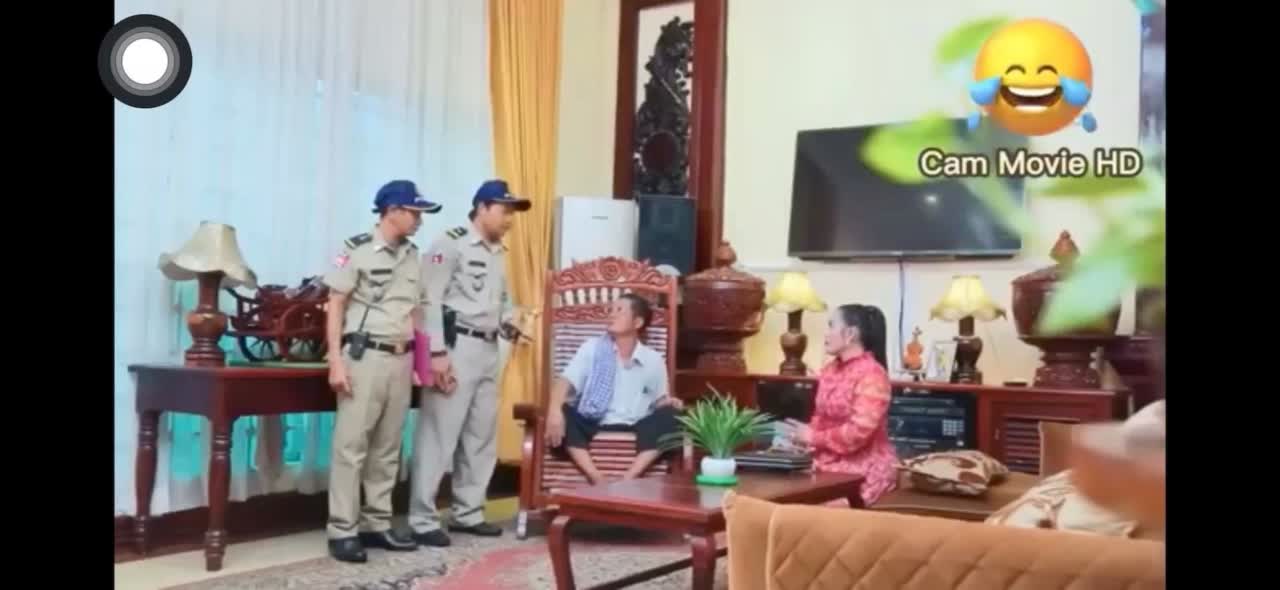 រឿង កំប្លែង នាយ គ្រឿន នាយ ពាក់មី 🤣😂 - TNAOT